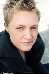 emma wilmann - Comedy Cellar